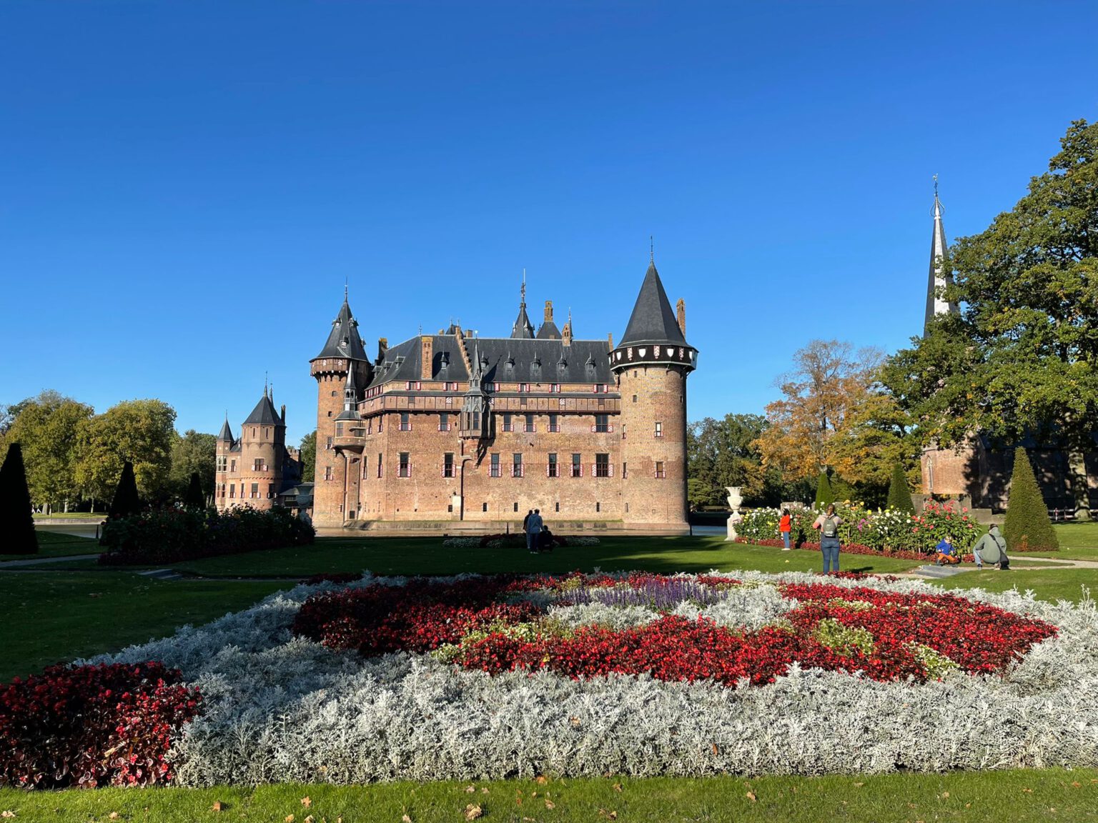 Discover Castle the Haar - Edo the Dutch Explorer